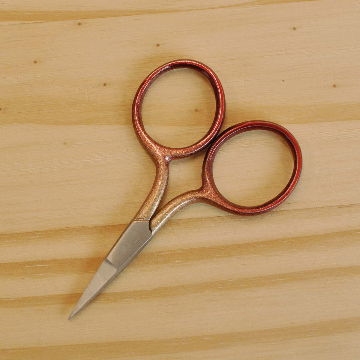 2.75" Red Embroidery Scissors – Fabrications Ottawa